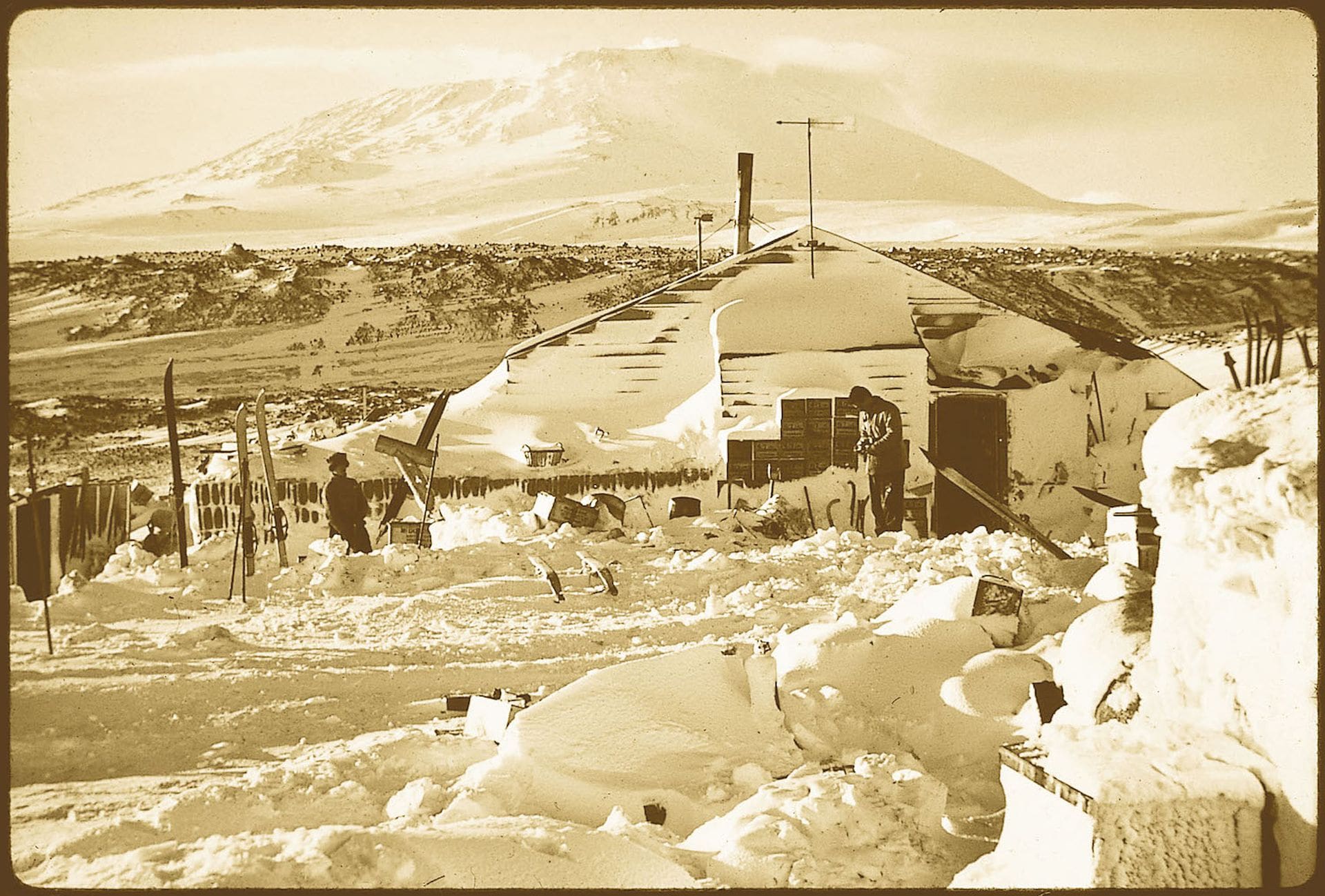 History of Shackleton's Expedition | Antarctic Heritage Trust